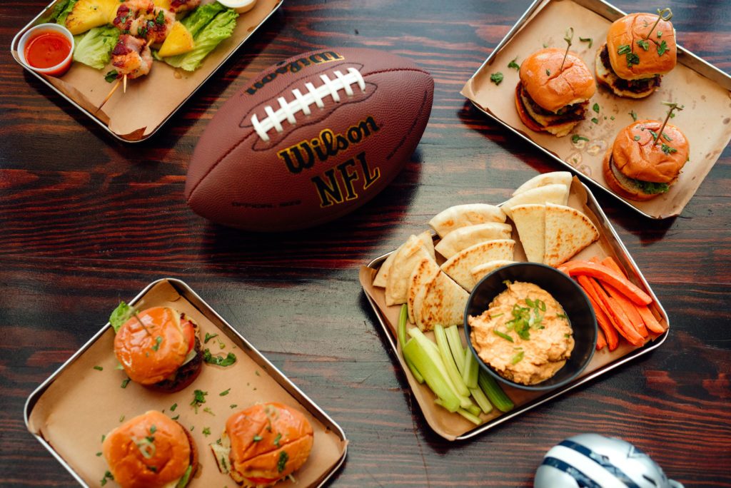 Deep Ellum Sports Bars | Late Night Food | Happy Hour | Off The Cuff