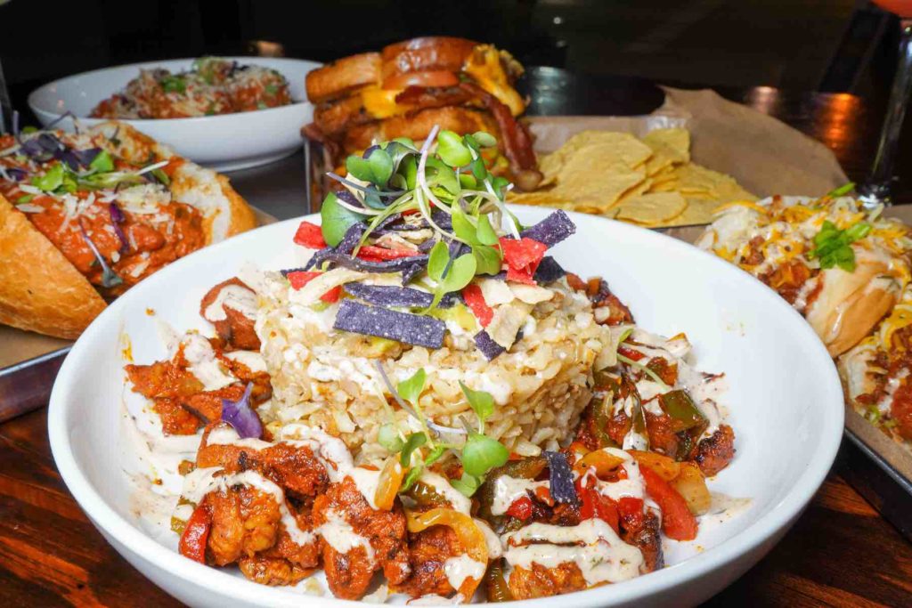 Deep Ellum Sports Bars | Late Night Food | Happy Hour | Off The Cuff