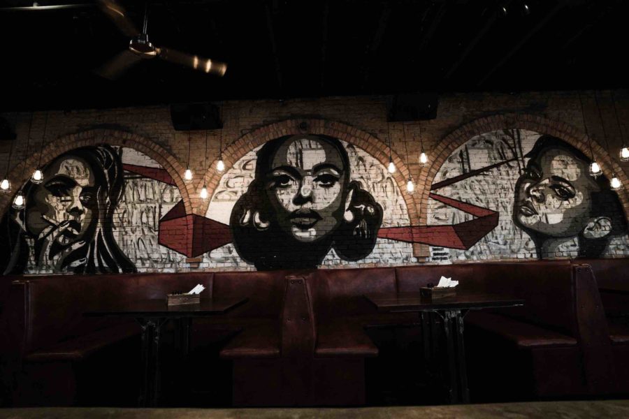 Deep Ellum Sports Bars | Late Night Food | Happy Hour | Off The Cuff